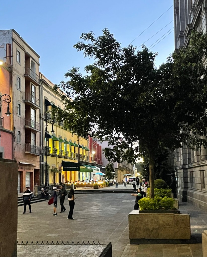 Arrived Mexico City – RobbieLambertsTravels